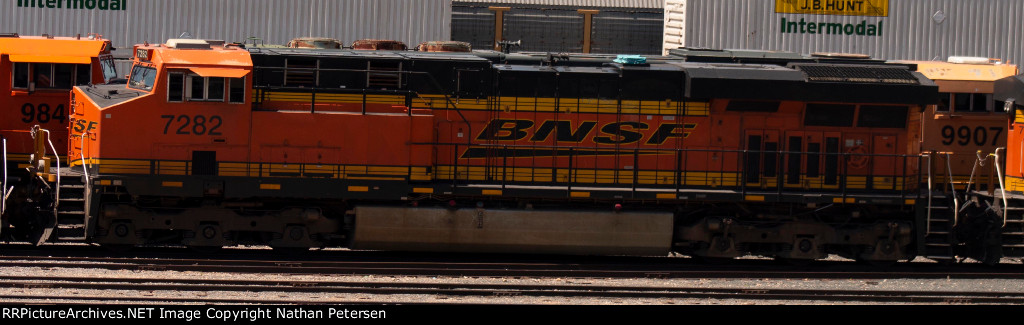 BNSF 7282